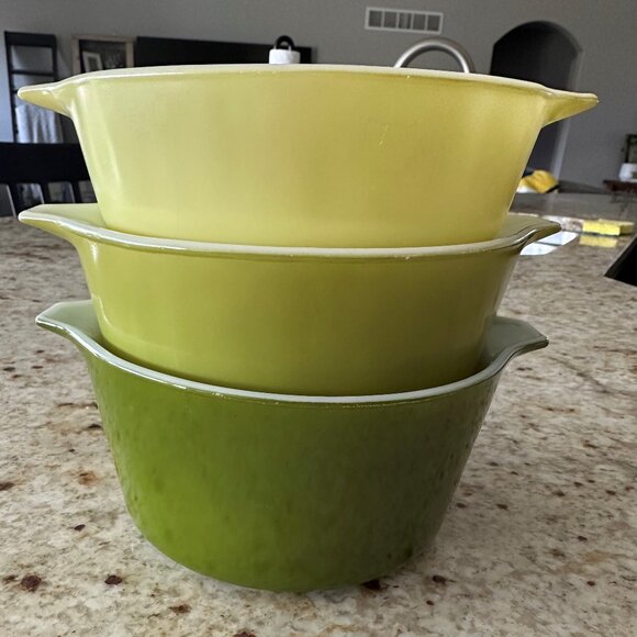Pyrex | Kitchen | Vintage Pyrex Verde Bake Serve Store No Lids | Poshmark